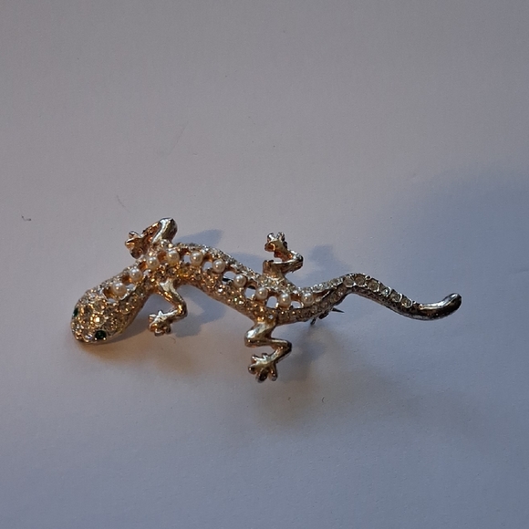 Jewelry | Vintage Silvertone Lizard Brooch With Rhinestones And Purls ...